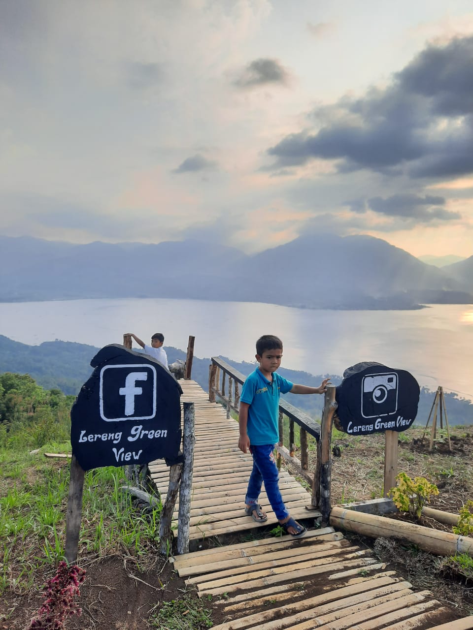 Lereng Green View Tempat Eksotik Tersembunyi di Solok | Tribun Sumbar