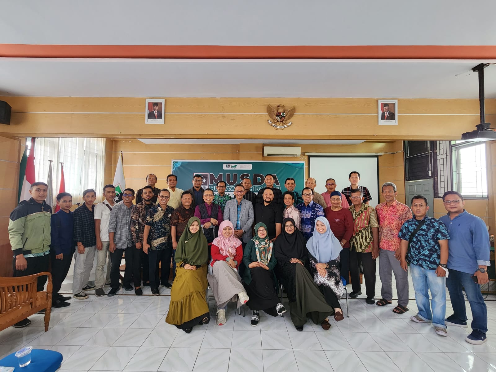 Owner Padang Eye Center Pimpin KAHMI Padang | Tribun Sumbar