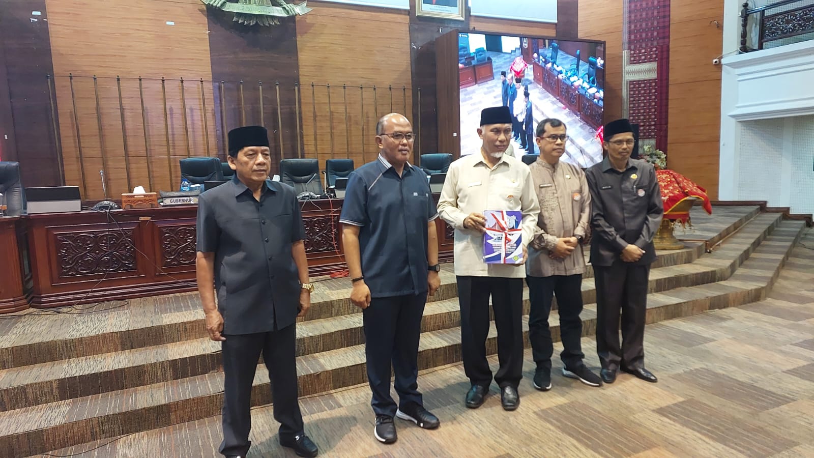 DPRD Sumbar Tutup Masa Sidang Kedua dan Buka Masa Sidang Ketiga Tahun ...