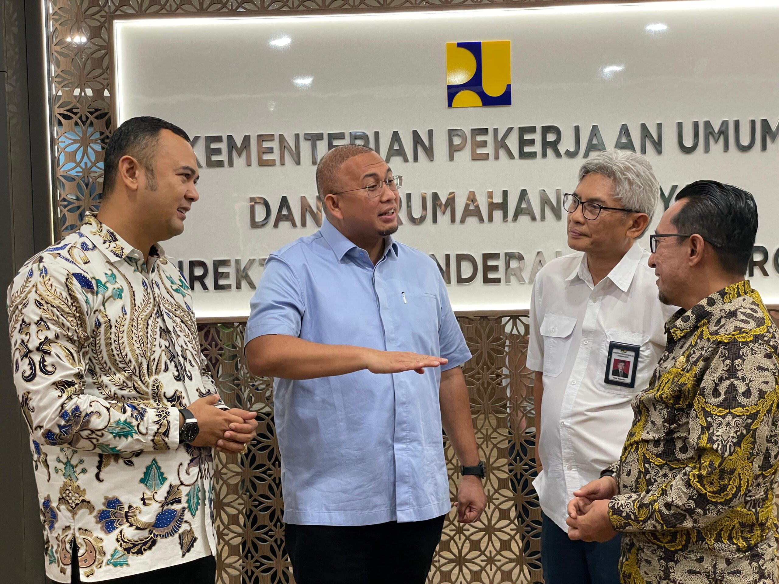 Temui Dirjen Bina Marga PUPR, Andre Rosiade: Perbaikan Jalan Air Dingin ...